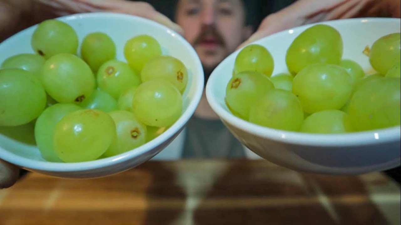 ASMR Eating GREEN SEEDLESS GRAPES | Eating Show | Eating Sounds - YouTube