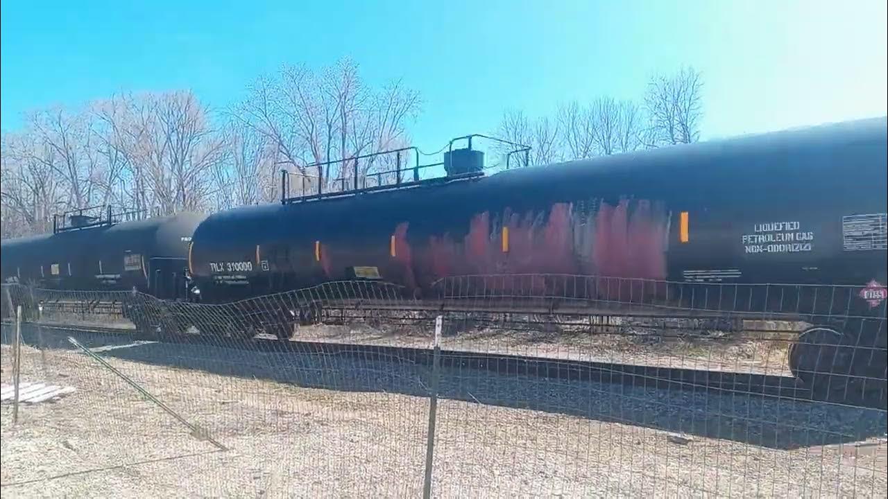 BNSF 6320 Lead Mixed Freight Manifest in Town Callao MO 1 DPU Alright - YouTube