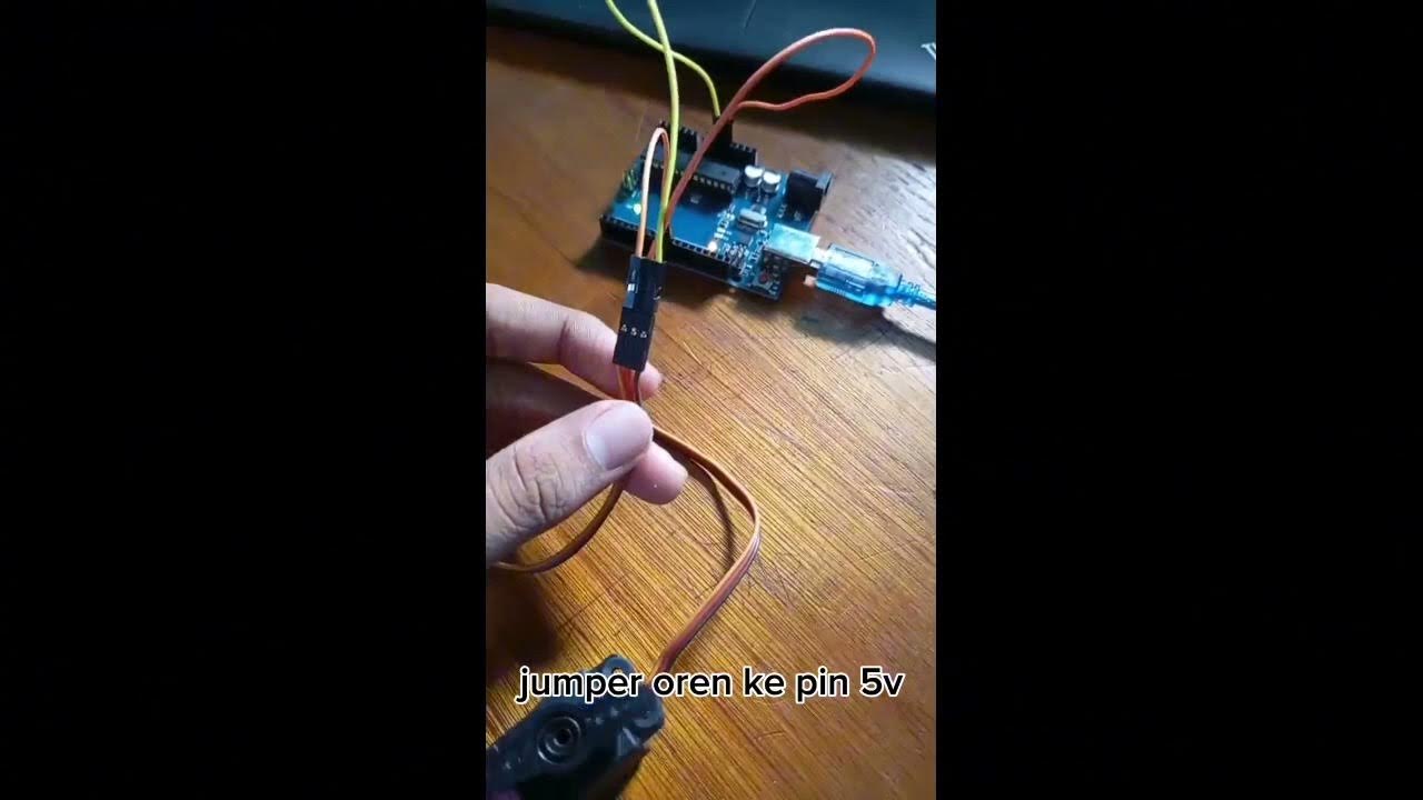 PROJECT ARDUINO UNO DENGAN MOTOR SERVO (KELOMPOK CPU) - YouTube