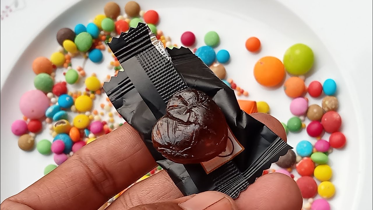 Cola flavour love candy lozenge / shimu soha yummy - YouTube