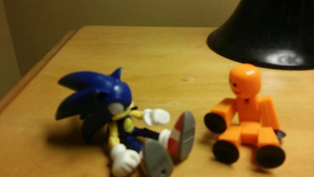 sonic chili dogs vs stikbot pizza - YouTube