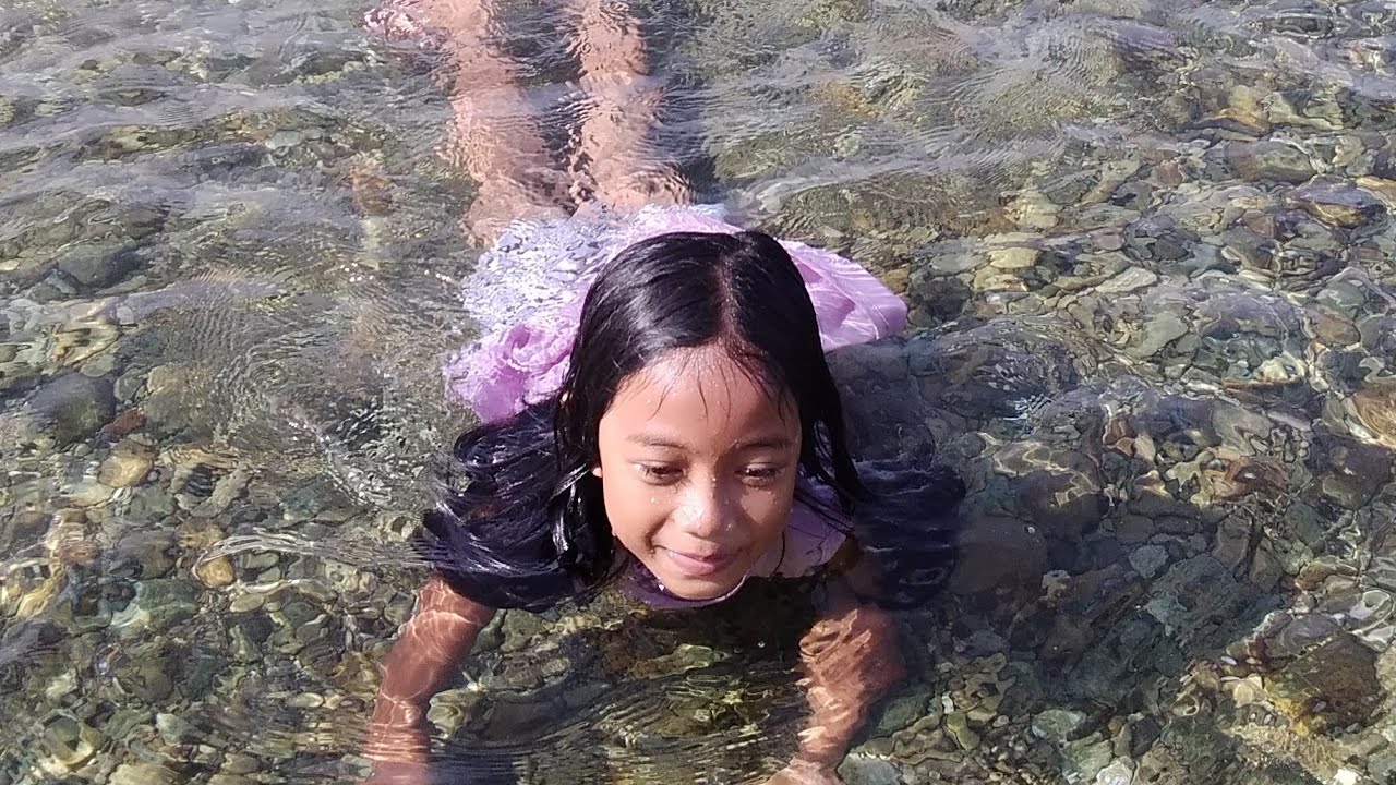 Naligo Ang Bulilit Sa Dagat..Ayaw Magpapigil..😂😂😂 #beach #swimming #fyp ...