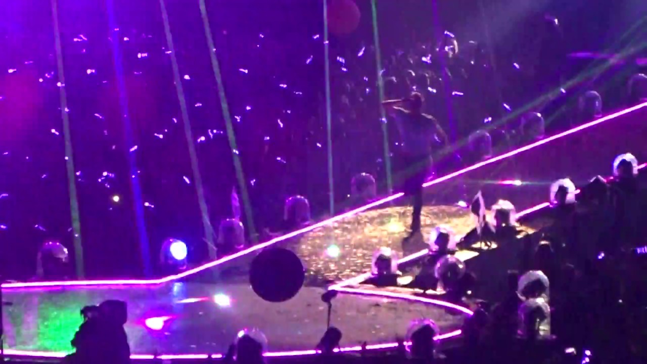 Coldplay Live in Vienna 11.06.2017 - YouTube
