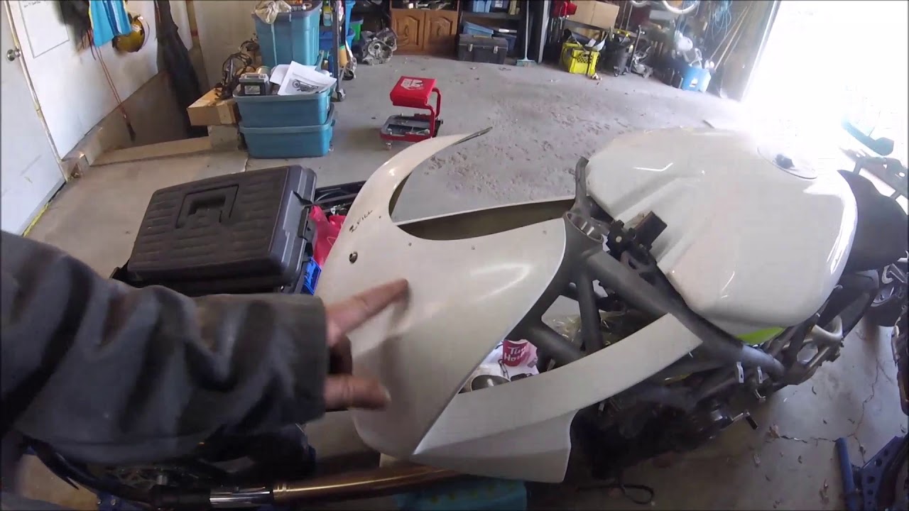 2v superbike build part 3 - YouTube