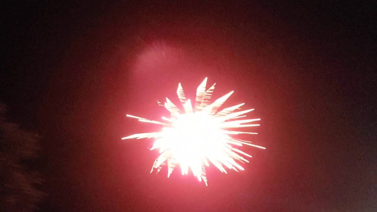 Ultimate Force - Miracle Fireworks 2018 Can Demo Part 2 - YouTube