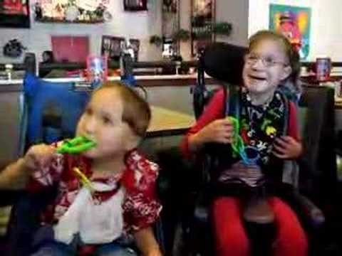 Trisomy 13 Living Survivors at www.livingwithtrisomy13.org - YouTube