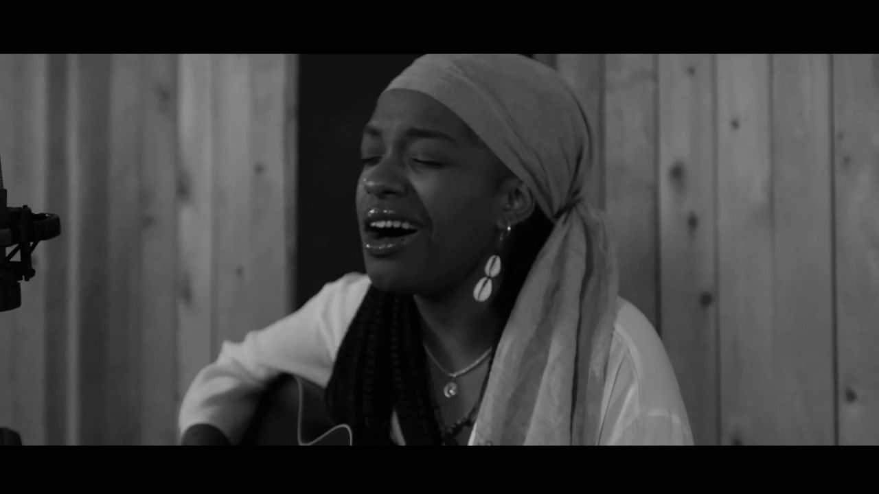 Kaylan Arnold ReAmp Unplugged - Amy Winehouse cover "In My Bed" - YouTube