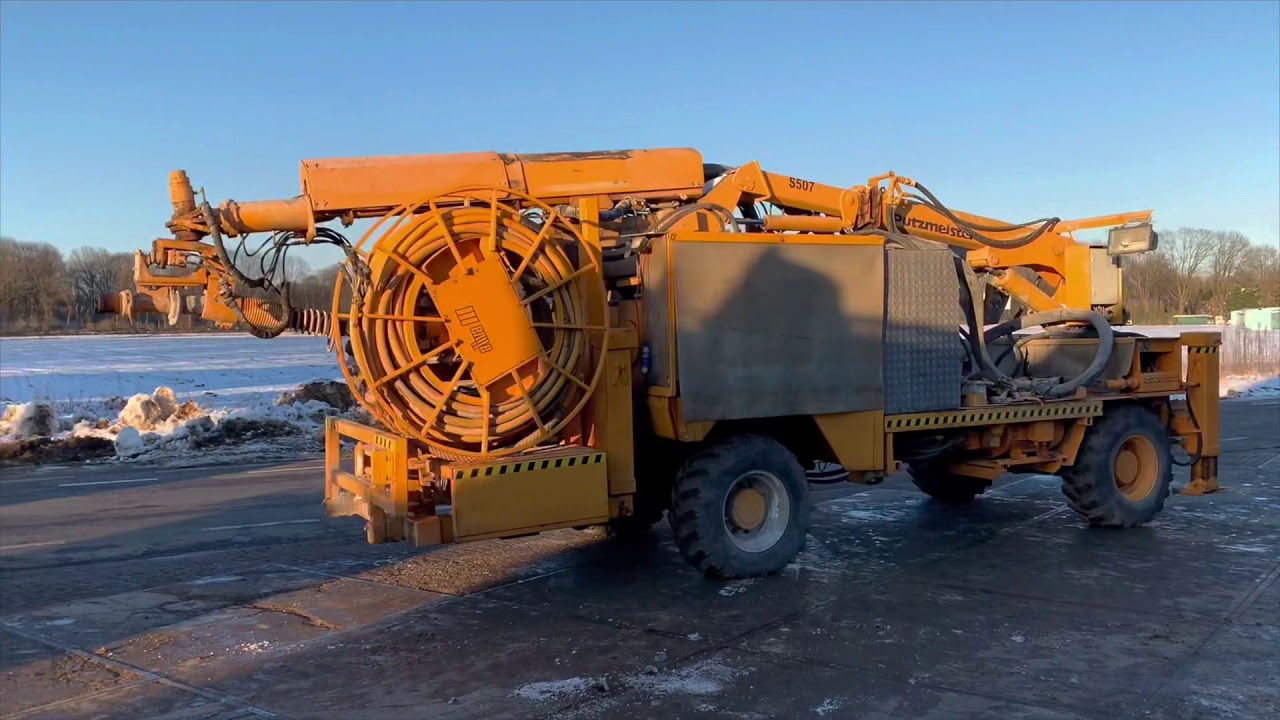 Concrete pump Aliva Al500 (Refnr. 3770) - YouTube