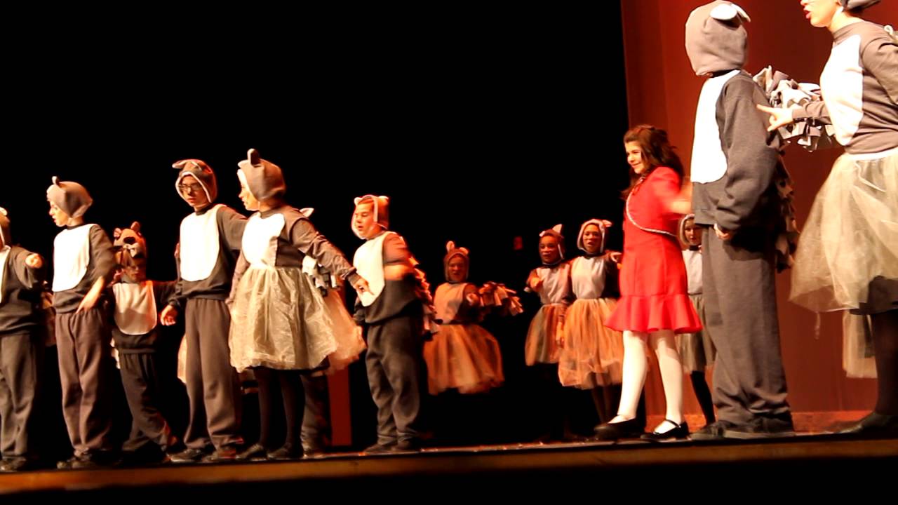 Veruca Salt - Willy Wonka - I Want It Now - YouTube