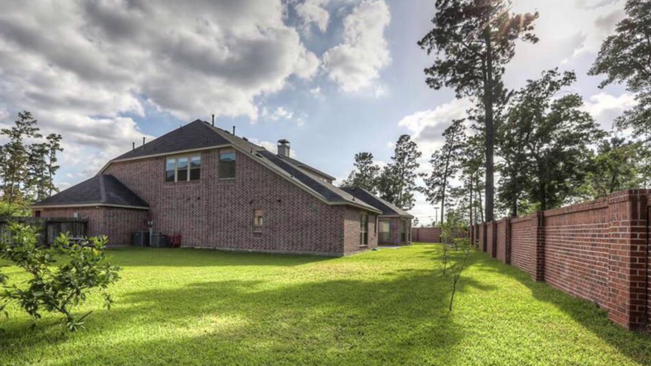 Houston Home Tour: Beautiful 2-Story Family Home - YouTube
