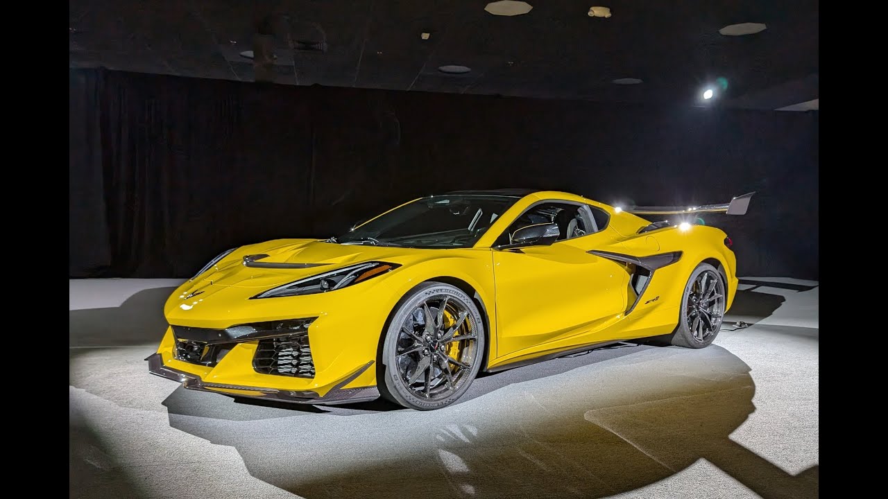 Introducing the 2026 Chevrolet Corvette ZR-1 - YouTube