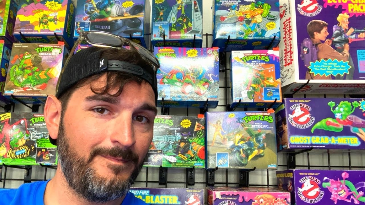 Empire Toys NEW Location walkthrough! So many toys!! - YouTube