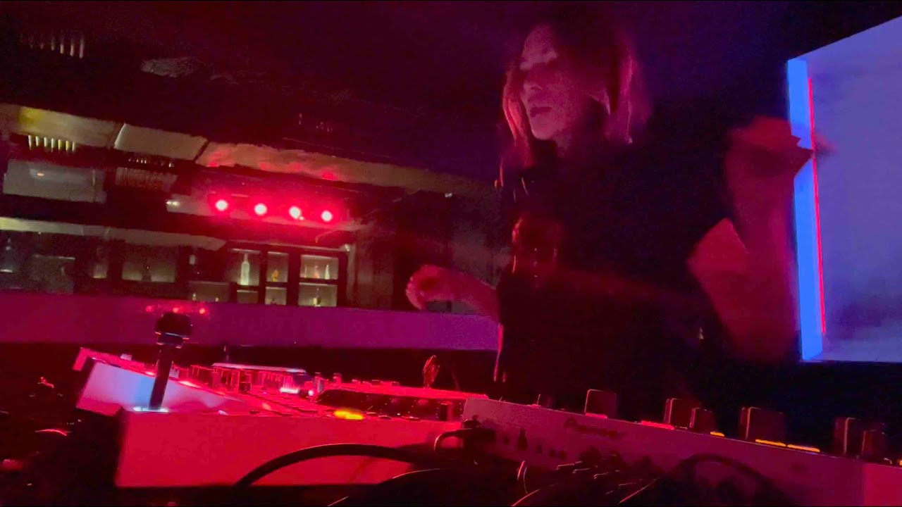 Joyce Mercedes Liveset Kitty Su Mumbai - YouTube