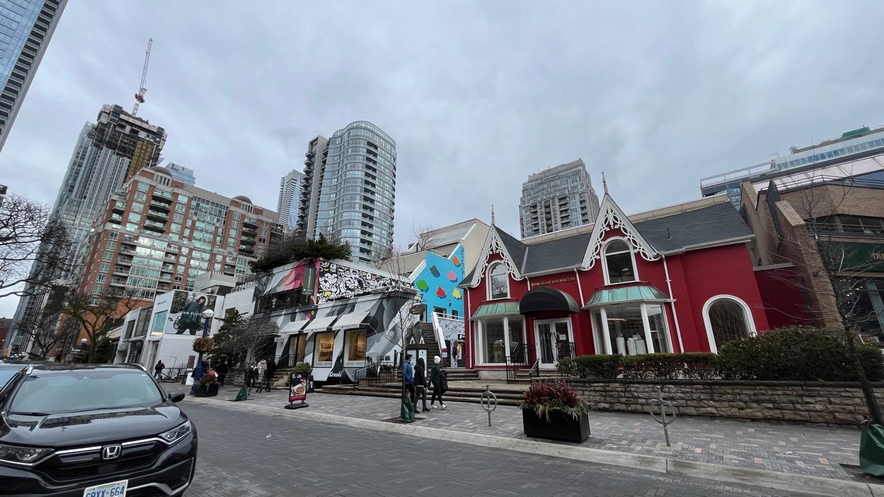 TORONTO LIVE Celebrates 190th Birthday + Yorkville Village + LunchDate ...