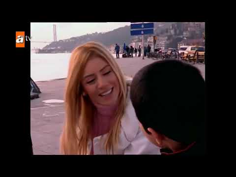 Selena balık tutmayı öğretiyor - Selena izle