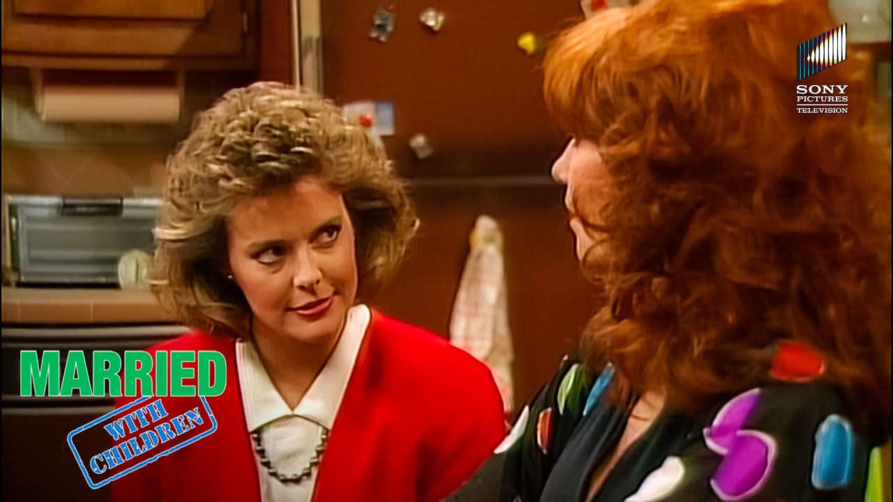 Marcy helps Peggy Improve Her Sex Life & A Fortune Teller Drives Marcy ...