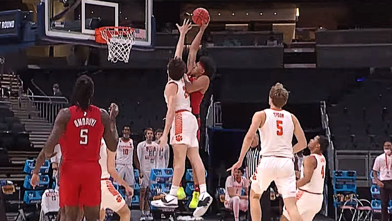 Ron Harper Jr. POSTER DUNK Vs Clemson | March Madness 2021 - YouTube