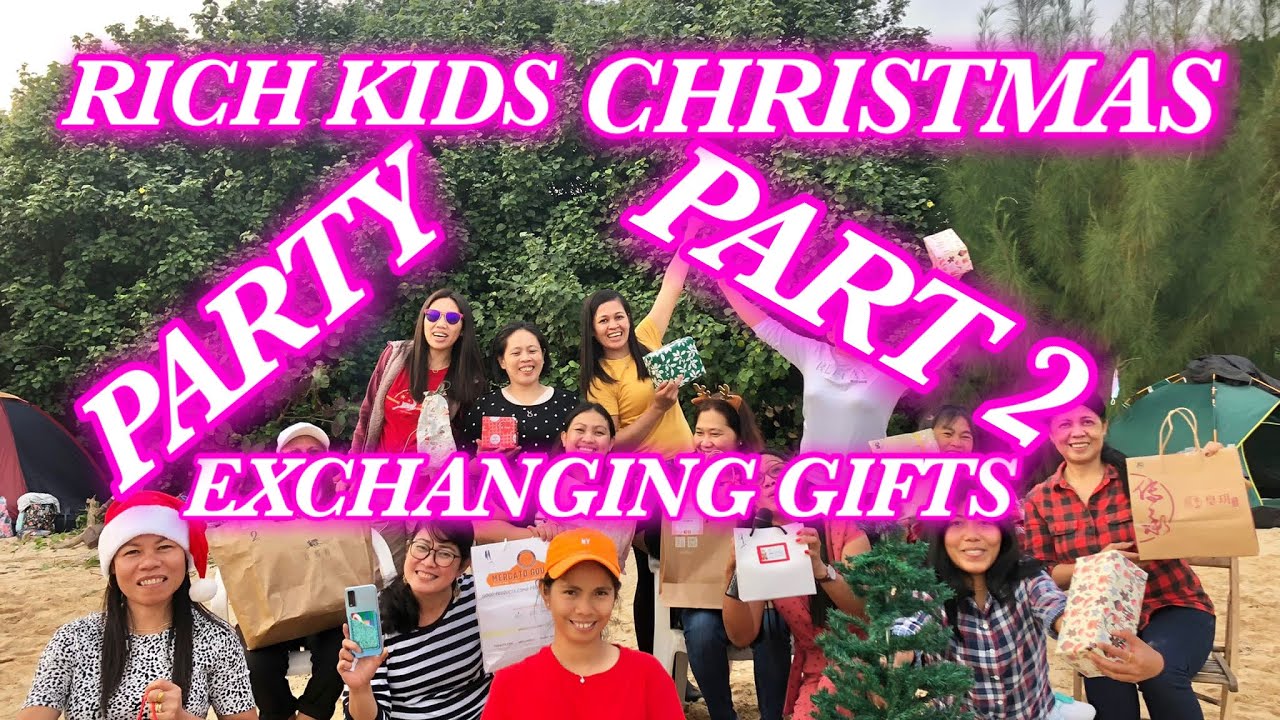 RICH KIDS CHRISTMAS PARTY ON THE BEACH PART 2. EXCHANGING GIFTS - YouTube