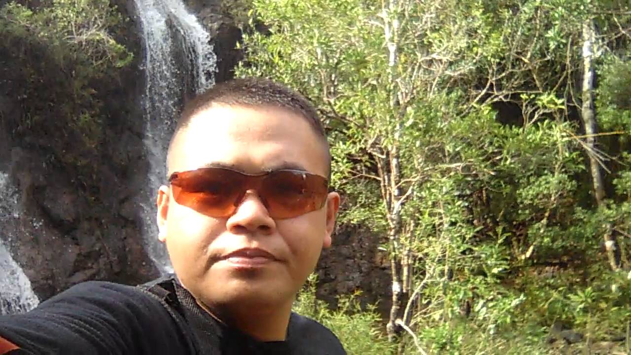 Sapat Falls pasuquin ilocos norte. SOKISOK adventure team - YouTube