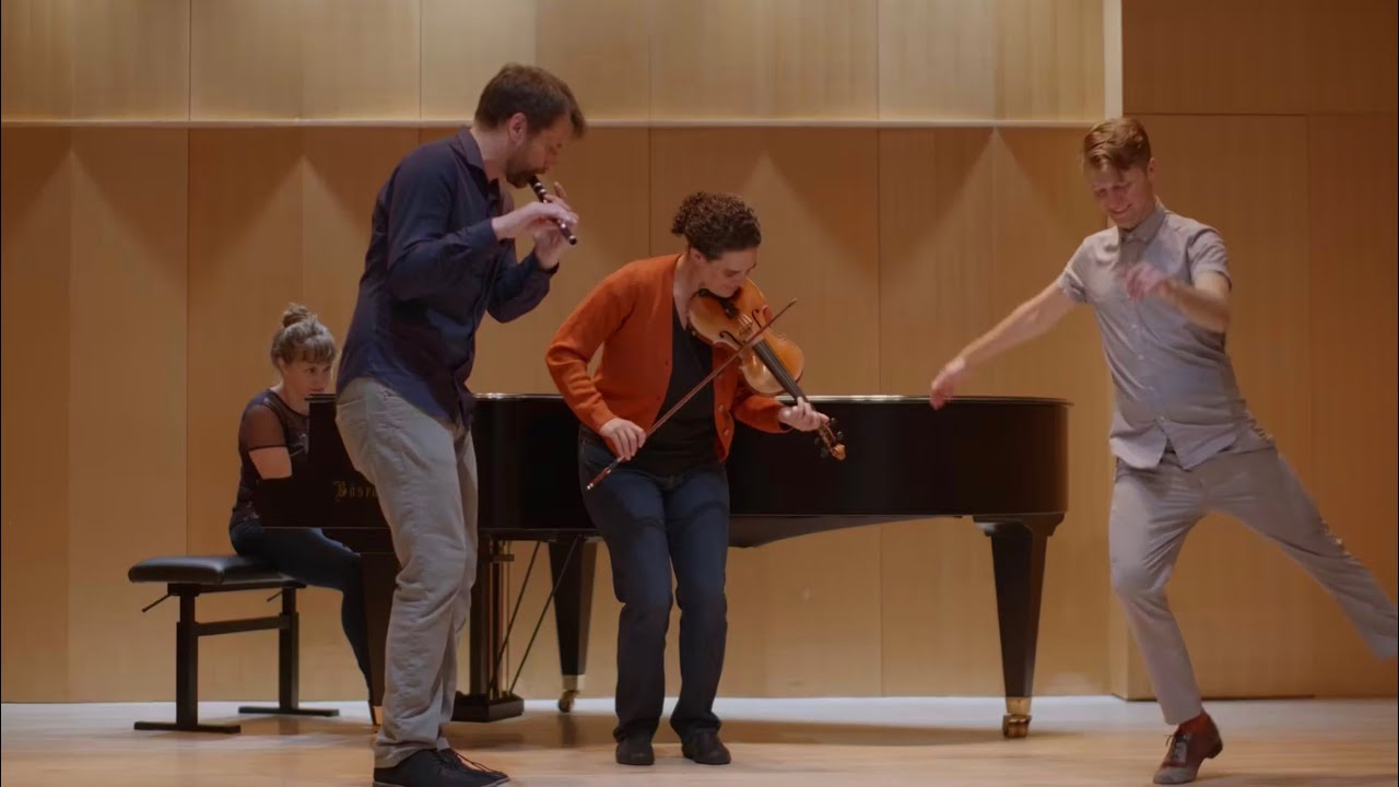 Traverse: Laura Risk, Nicholas Williams, Rachel Aucoin avec Nic Gareiss ...