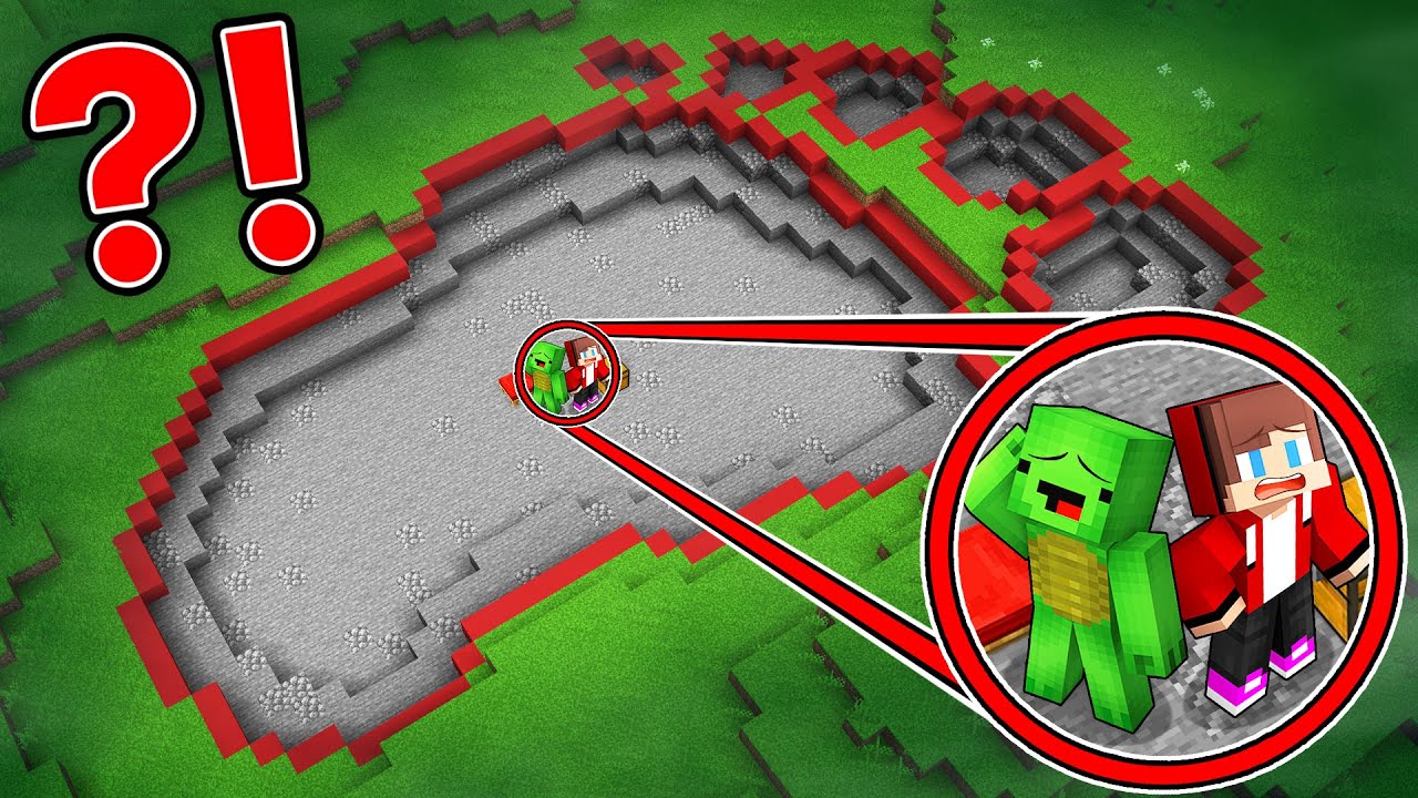 Mikey and JJ Found a Base Inside a Giant Footprint in Minecraft (Maizen ...