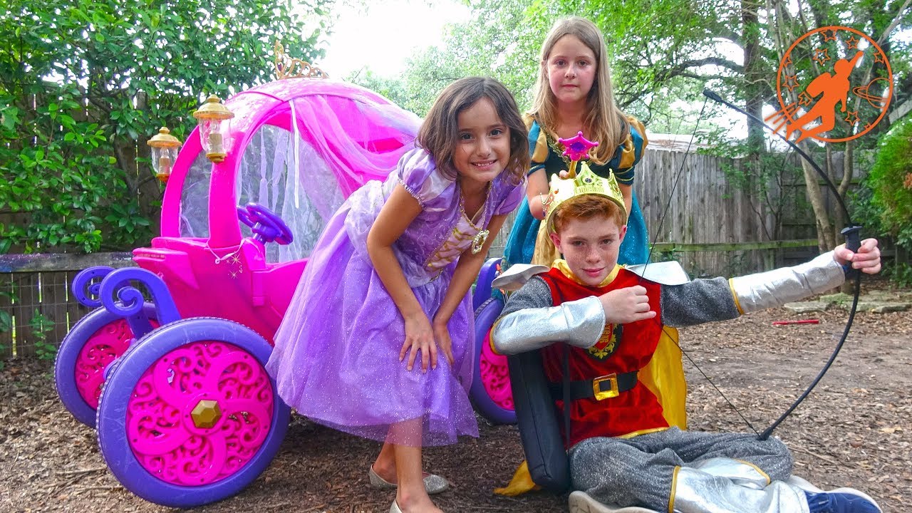 Little Princesses 13 - The Ride On Pink Princess Carriage, and The Kids ...