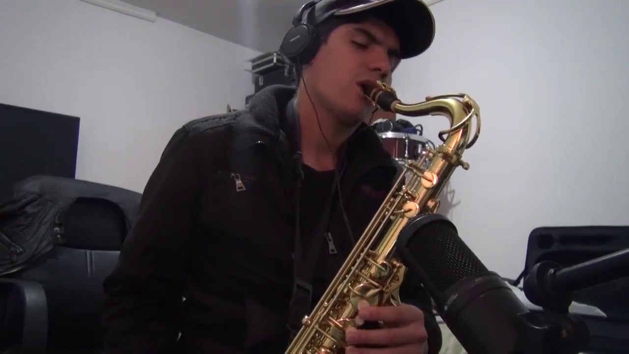 Body and soul - Cover Tenor Sax Roy Benson TS202 Felipe Lillo - YouTube