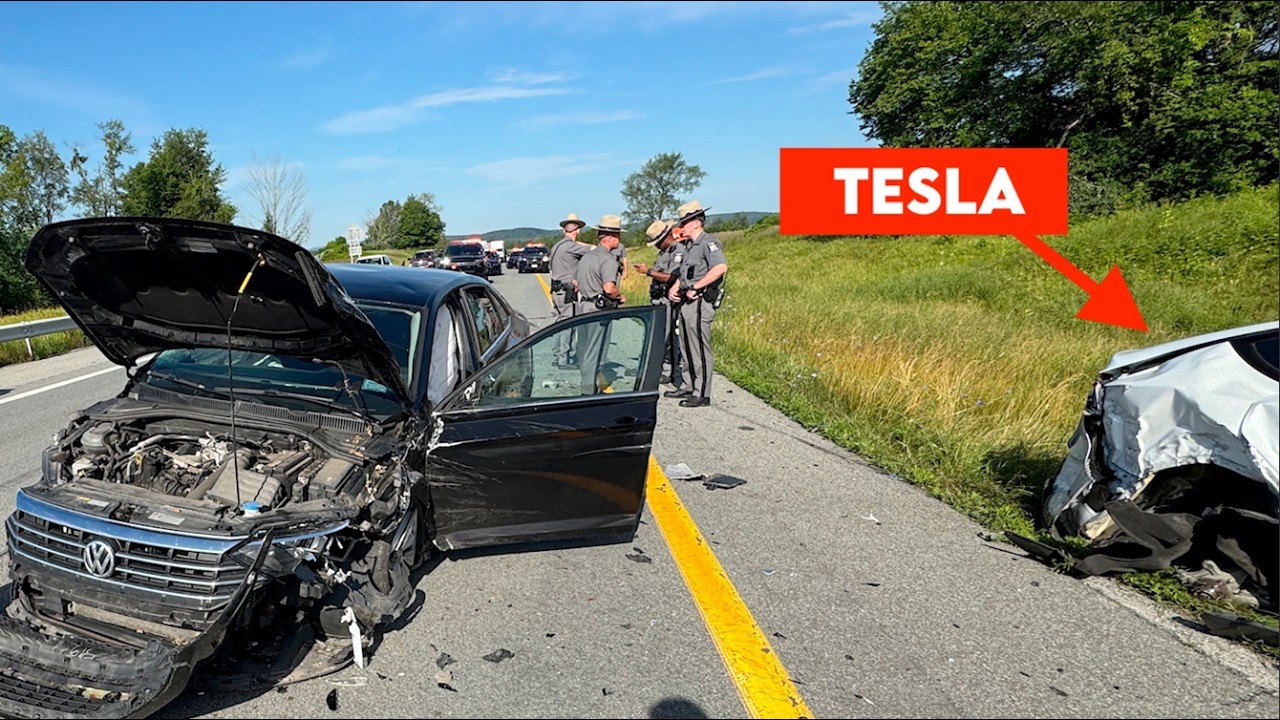 Loquísimo accidente de Tesla a altas velocidades grabado por varias ...
