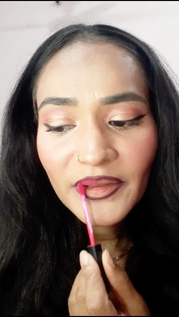 Glittery lip💋 #shorts #youtubeshorts #lips #lipcombo #glitterylips # ...