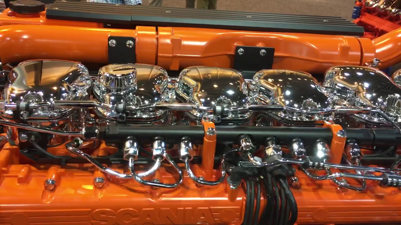 Chromed Out Scania DI13 Walk Around WOW - YouTube