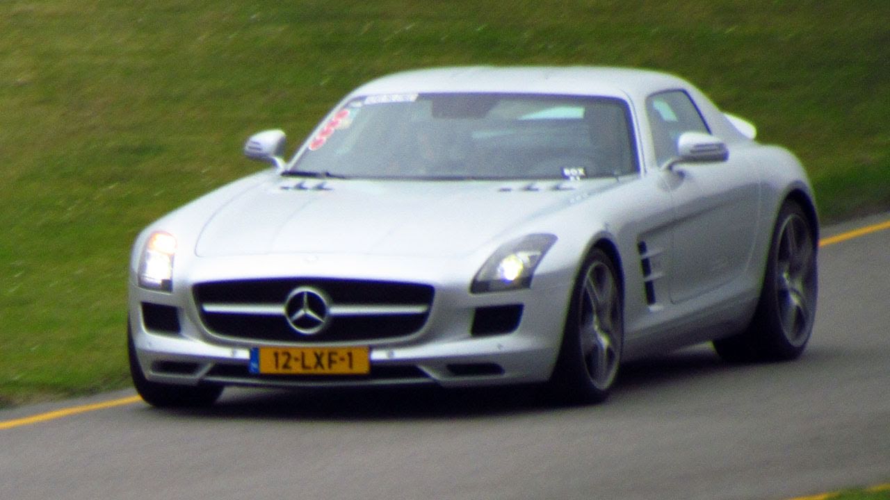 2x Mercedes SLS AMG racing on the TT Track @ German Autosport Festival ...
