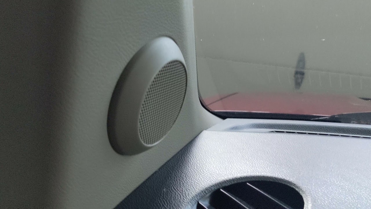 Honda Element with Upgraded speakers - YouTube
