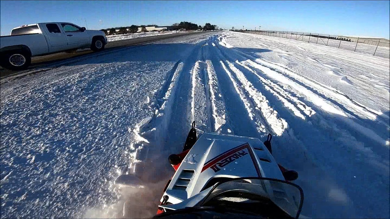 Yamaha Phazer II Ditch Banging - YouTube