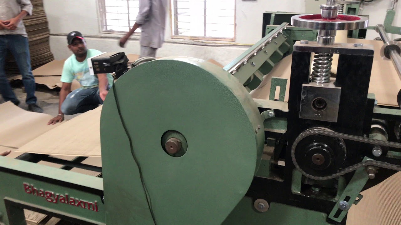 High Speed Rotary Paper Corrugated Sheet Cutting - YouTube