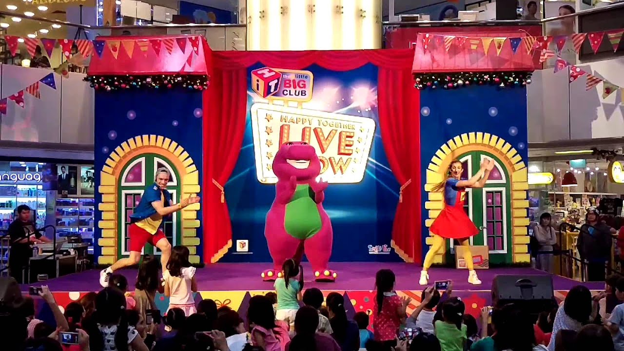 Christmas Show 2015: Bob the builder, Mike the knight and Barney at ...