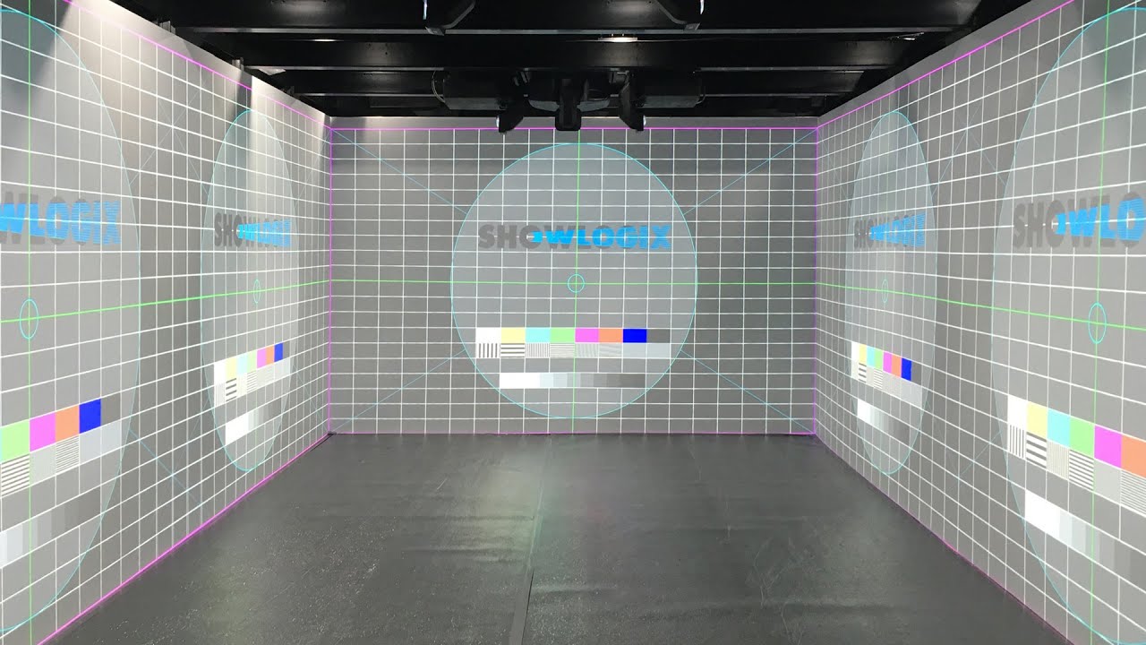 Cyberport // 270-degree immersive projection room - YouTube