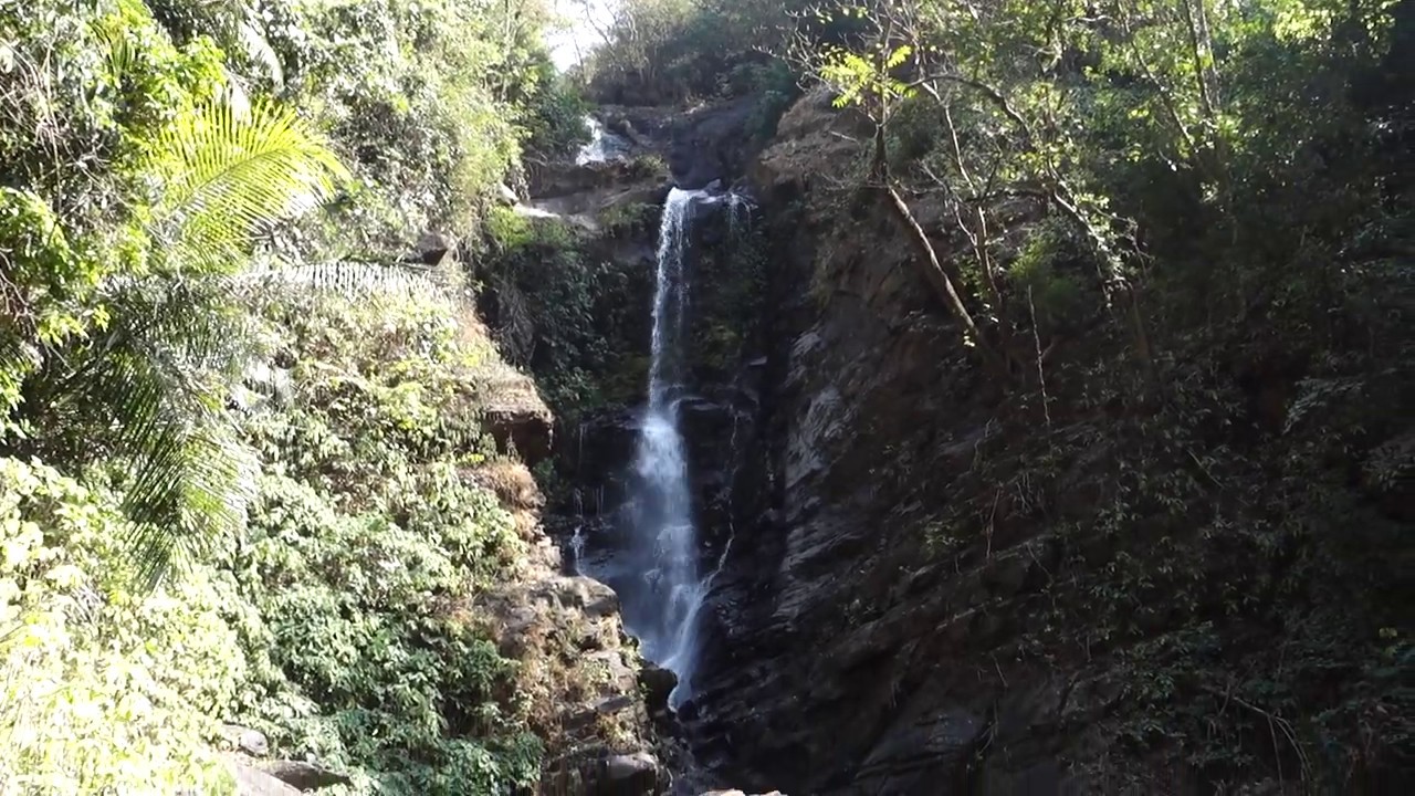 India - Goa - Netravali waterfall (Savari waterfall) - YouTube