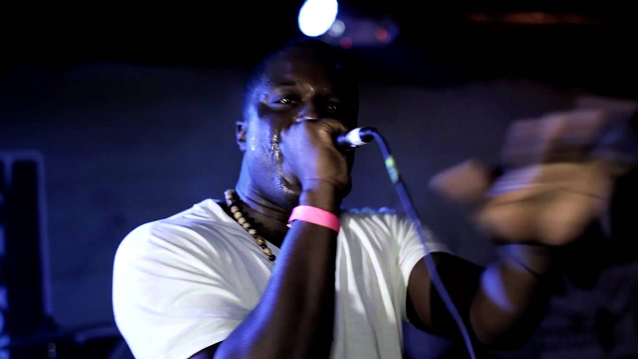 Jon Hope 2 @ The Graveyard - YouTube