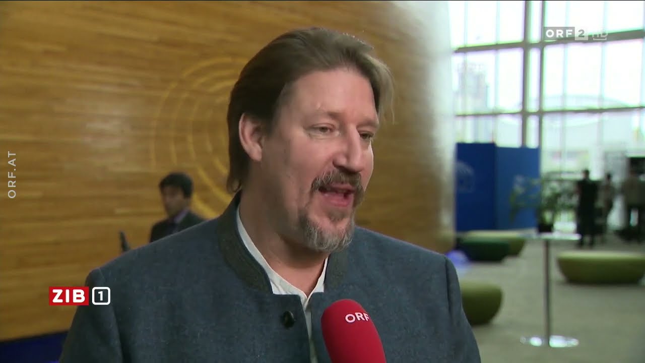 Thomas Waitz in der ZIB 1vom 26. September 2022 zum Wolf - YouTube