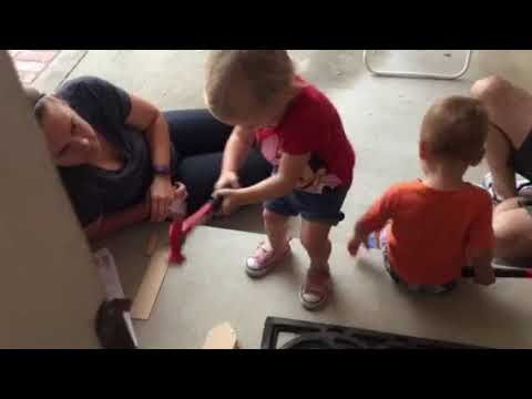 Jax building a pencil box - YouTube