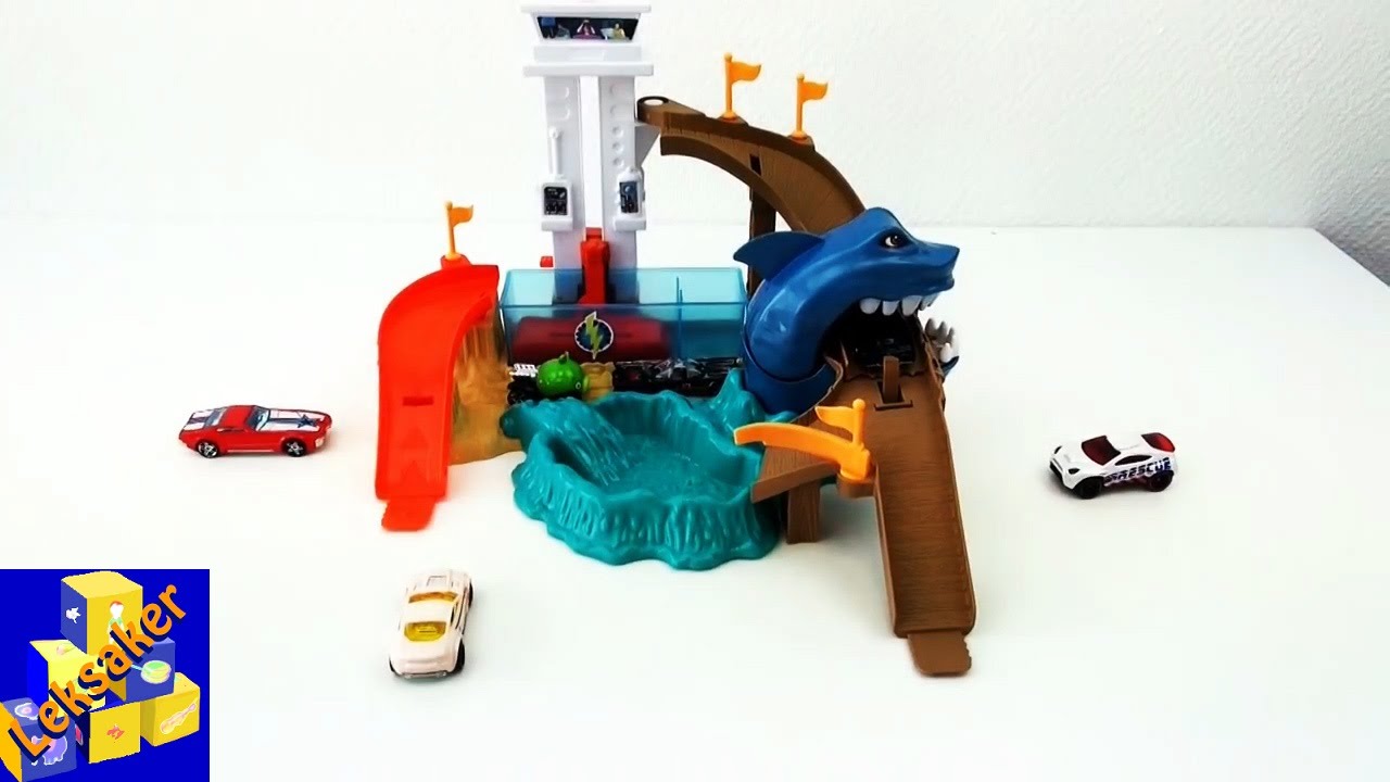 hot wheels - cars color changers shark attack - YouTube