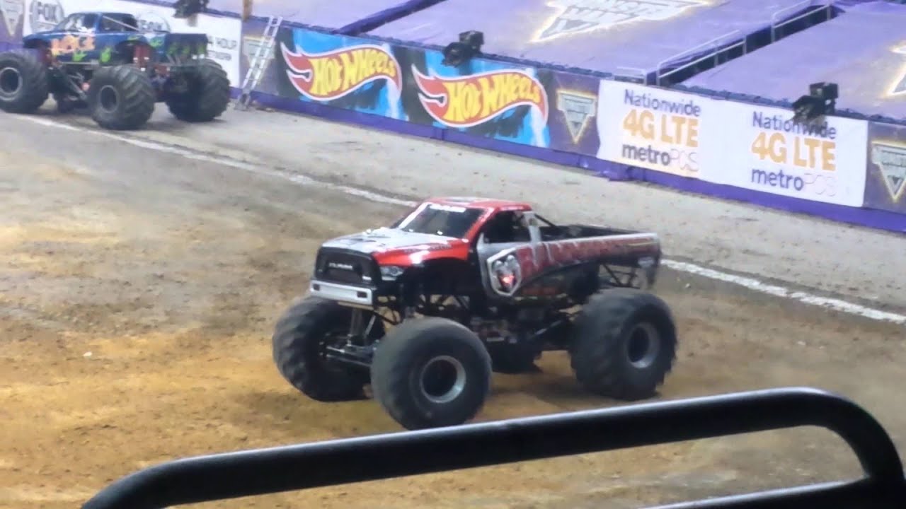 Monster Jam - Alamodome 2016 - RAMmunition - Freestyle - YouTube