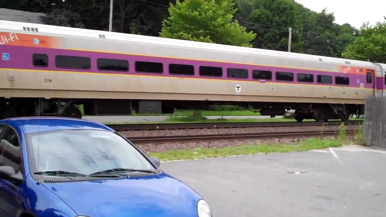 Shirley, MA: MBTA Commuter Train (1001) Pulling Into Shirley Station ...