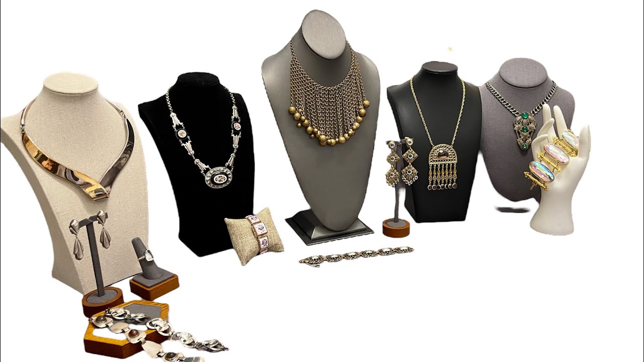 Preview/presale for my live sale tomorrow Thursday 9/15 at 6pm PST ...