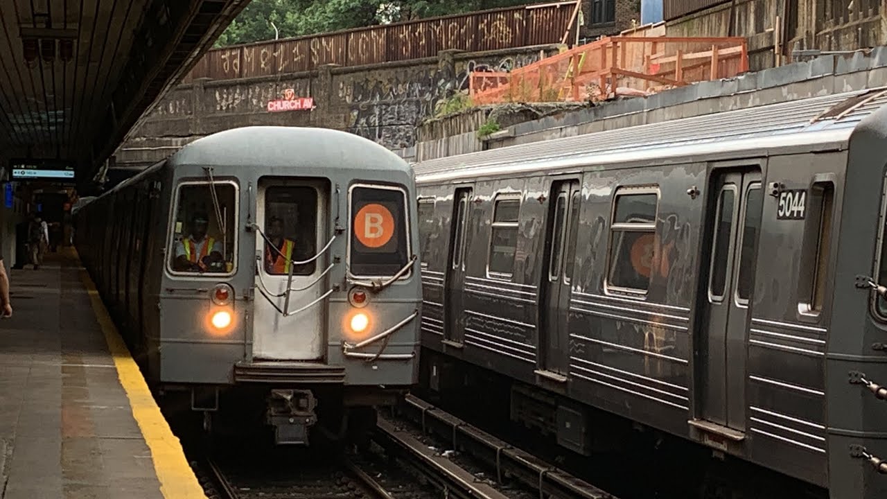 MTA New York City Subway | (B/Q) Action at Church Ave - YouTube