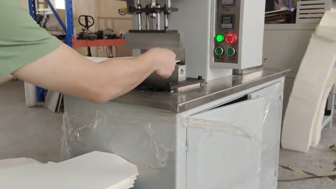 paper takeaway food box making machine - YouTube