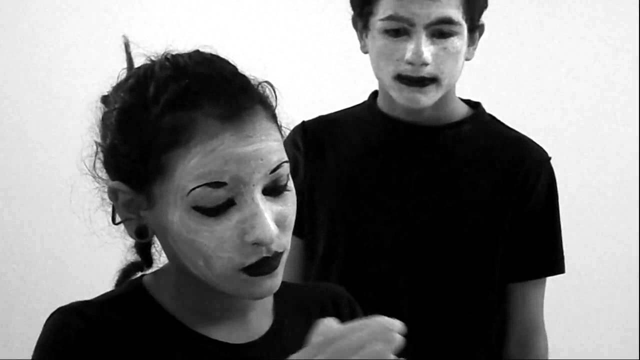 El mimo que Restauro su corazon. - YouTube