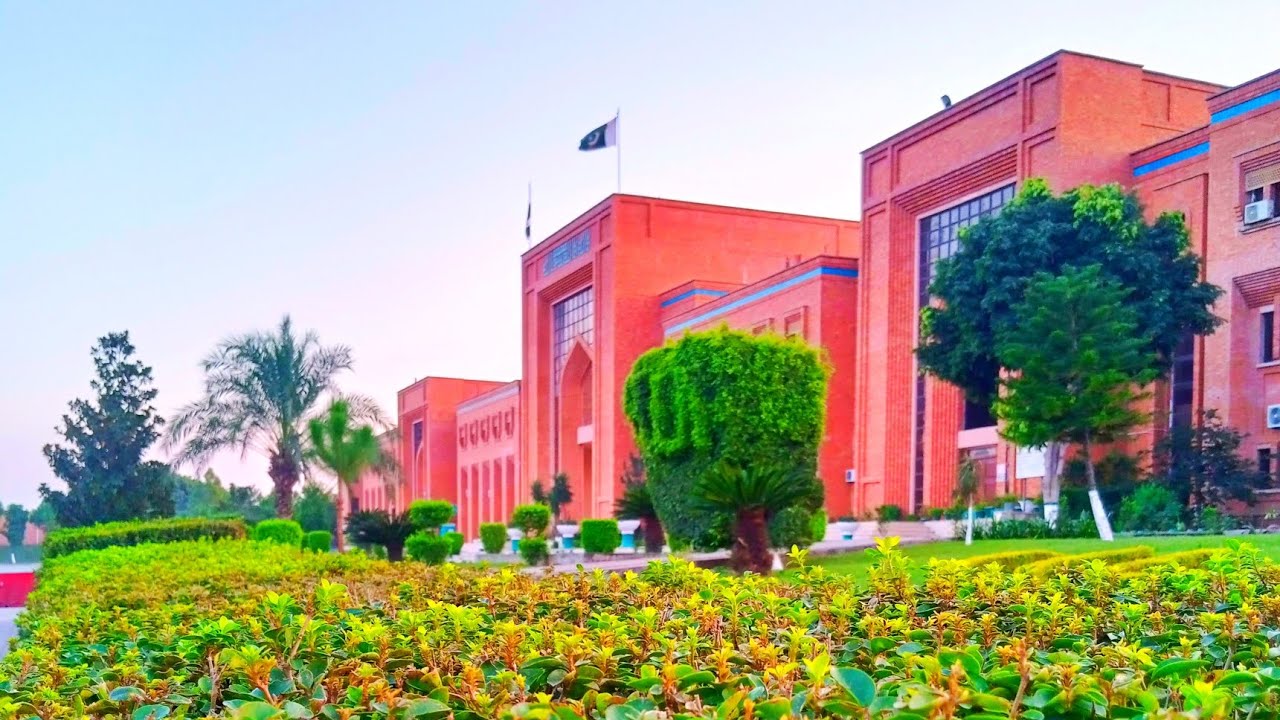 IIUI | Islamabad | Video Clip |Vlog - YouTube
