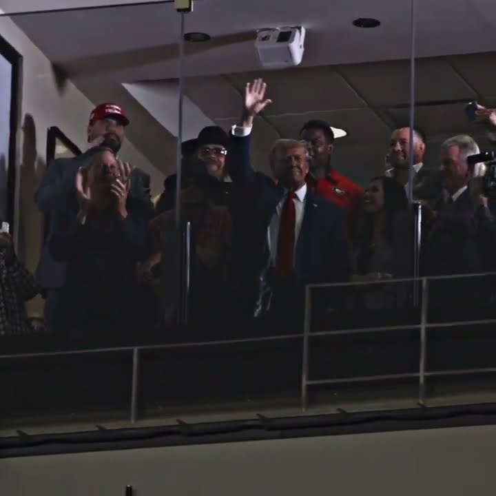 Hank Williams, Jr, Kid Rock, Donald Trump at Georgia/Alabama game ...