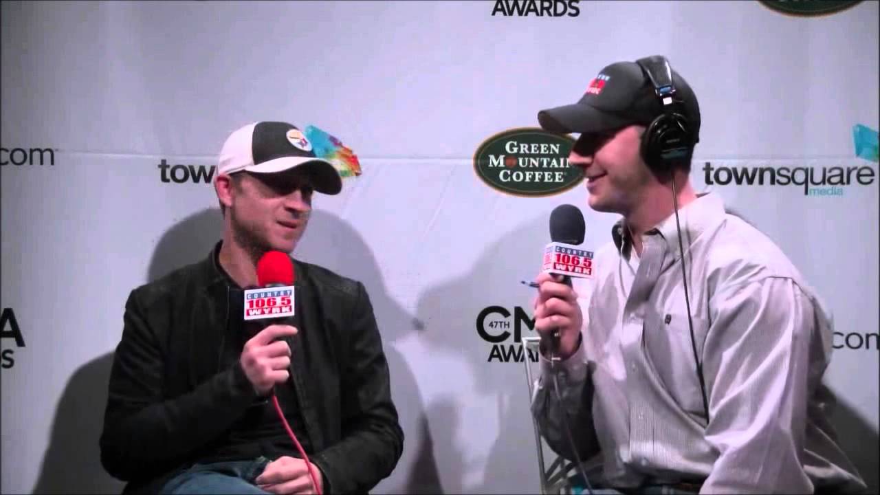CMA Awards 2013 -- Justin Moore - YouTube